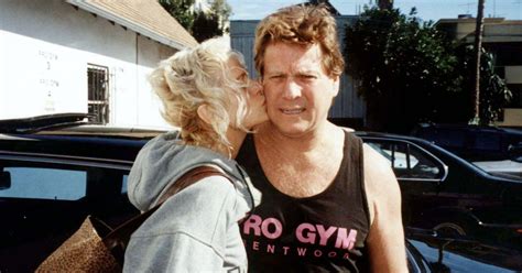 Farrah Fawcett Allegedly Cheated On Ryan O Neal In The Late 90s