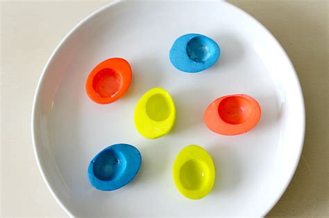 Deviled Eggs That Are Beautifully Dyed