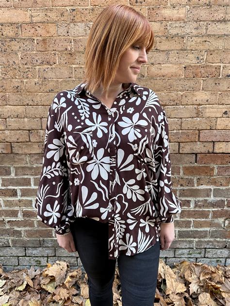 Blouses And Shirts Laurie Claire Boutique