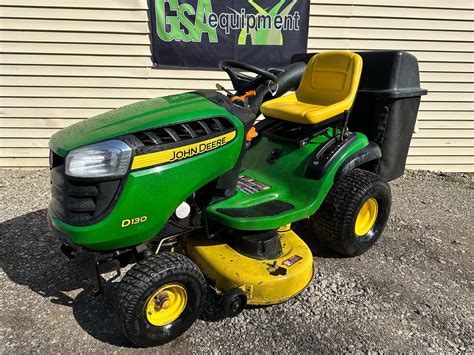 42 John Deere D130 Lawn Tractor W Rear Bagger And Snow Plow Lawn