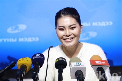 Дуучин А Хишигдалайг “Алтан хан буриад зон“ тоглолтод албан ёсоор урив