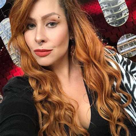 Pitty Fotos 158 Fotos Letras Mus Br