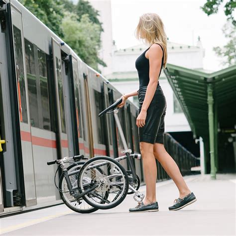Vello Launches First Self Charging Folding Electric Bicycle