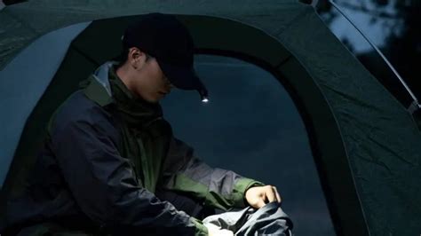 Why We Recommend You To Have A Right Angle Flashlight