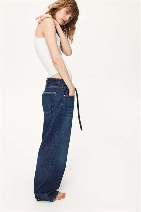 로라이즈 수퍼 배기 진 다크 데님 블루 여성 Handm Kr 로라이즈 수퍼 배기 진 다크 데님 블루 여성 Handm Kr