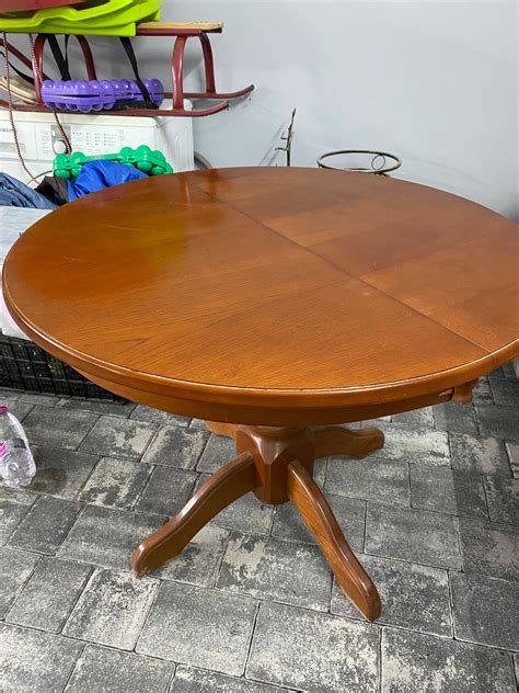 Стіл кухонний круглий для дому на кухню 2 600 грн Кухонні меблі Чернівці на Olx