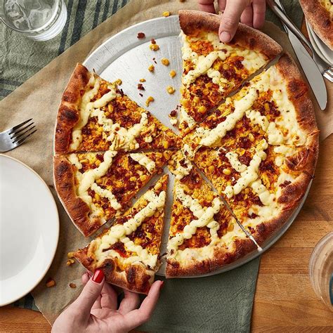 Order Traditional Brazilian Pizzas Like The Calabresa And Frango
