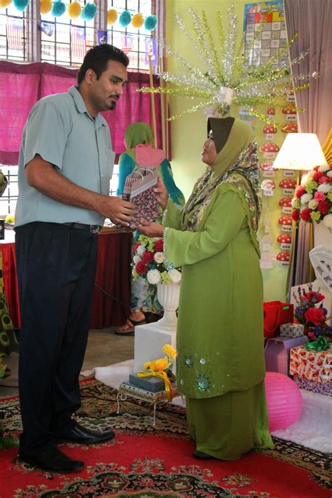 Sekolah Kebangsaan Tun Abdul Razak Majlis Persaraan Puan Rokiah Binti