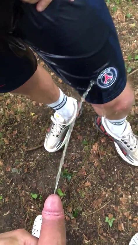 Pissing Nike Psg Piss Thisvid Com