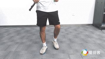 弄懂这两个细节，后退步法快快快 爱羽客羽毛球网
