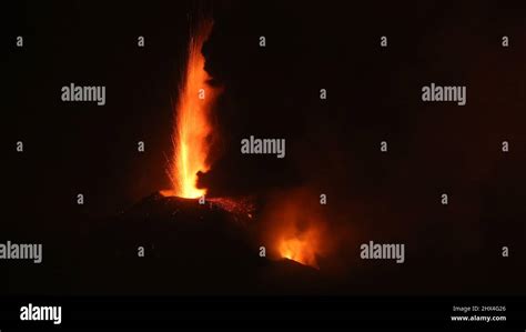 This Photo Shows The Volcano Cumbre Vieja And It Was Taken In The
