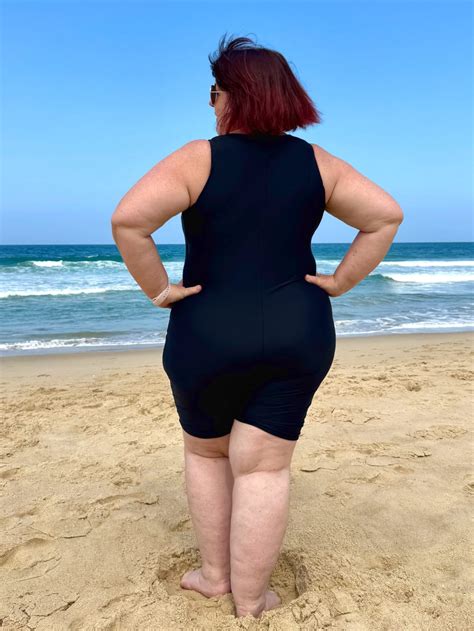 Plus Size Chlorine Resistant Knee Length Swimsuit With Zip Front