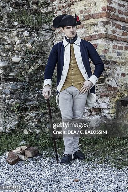 American Revolutionary War Uniform Photos And Premium High Res Pictures