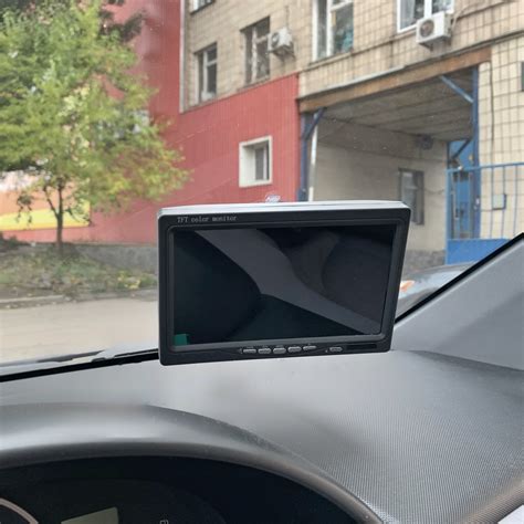 Кріплення з присоскою для монітору 70 мм