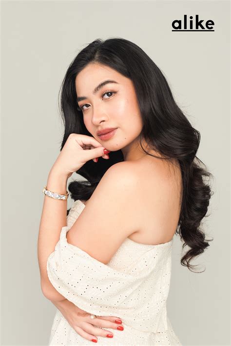 Living Unapologetically Amanda Herrera A Young Filipina Making Her