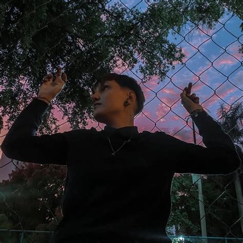 Emy Kami Threads Say More