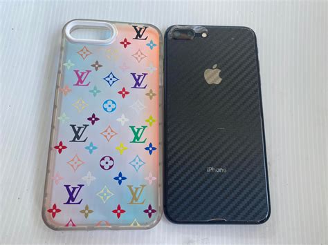 I Am Phon Iphone 8 Plus 64g เครื่องไทย 6990฿ สภาพดี