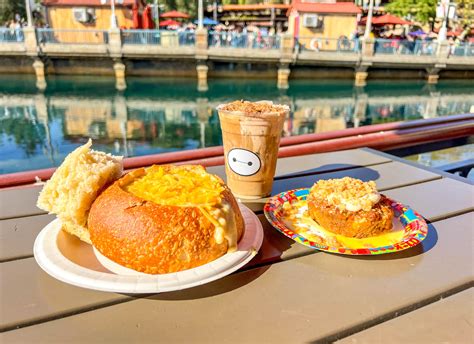 Review Aunt Cass Café At Disney California Adventure