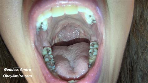 Goddessamira Mouth And Uvula Exploration Custom Manyvids