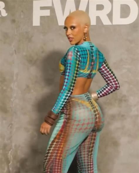 900 Amala Aka Doja Cat ️ Ideas Female Rappers Cats Celebs