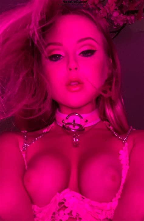 Pov Youre Laying On Her Lap Pic