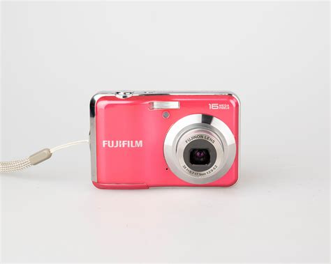 Fujifilm Finepix Av250 Digicam W 16 Mp Ccd Sensor 2gb Sd Card Uses New Wave Pool