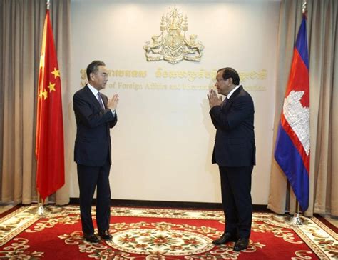 ឯកឧត្តម ប្រាក់ សុខុន និងឯកឧត្តម វ៉ាង យី អញ្ជើញទស្សនាពិព័រណ៍រូបថត និងជួបពិភាក្សាទ្វេភាគី