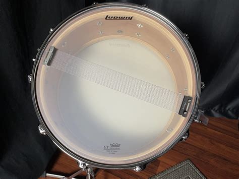 Ludwig Drums Universal Snare Drum 65x14 Mahogany With Re Rings Dales