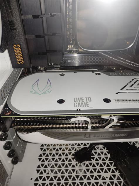 gpu fully seated r pcmasterrace