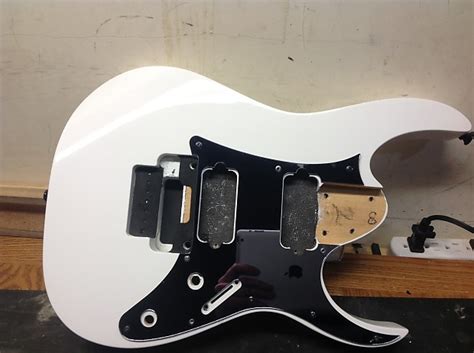 Ibanez 7 String Body Reverb