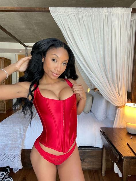 Your Busty Mistress Is Waiting For You Rclothedcurves