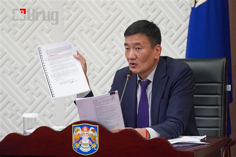 Их хэмжээний хахууль авсан байж болзошгүй С Цэдэнсодномыг онгоцны буудлаас баривчилжээ