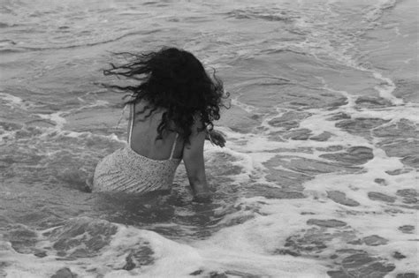 Rima Kallingal Aka Rimaa Kallingal Photos Stills And Images