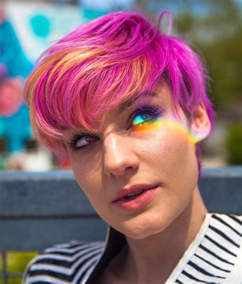 30 Perfect Pixie Haircuts For Chic Short Haired Women