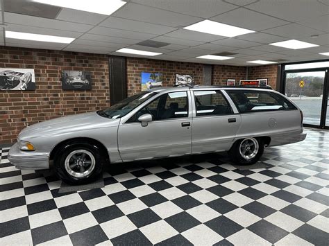 1993 Chevrolet Caprice Classic | Golden Arrow Classics LLC