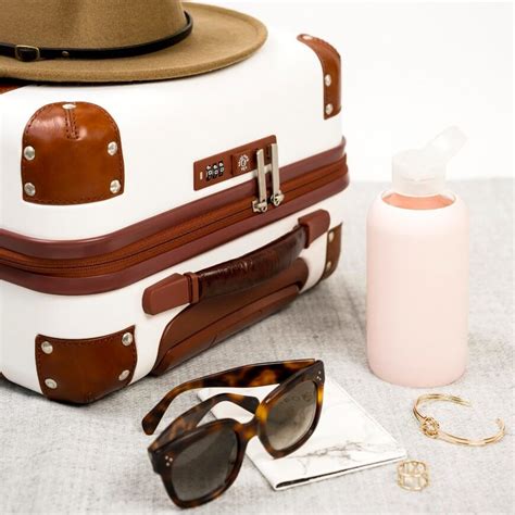 15 Tips For How To Not Gain Weight On Vacation