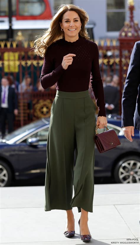 Kate Middleton Tods Fringed Leather Pumps