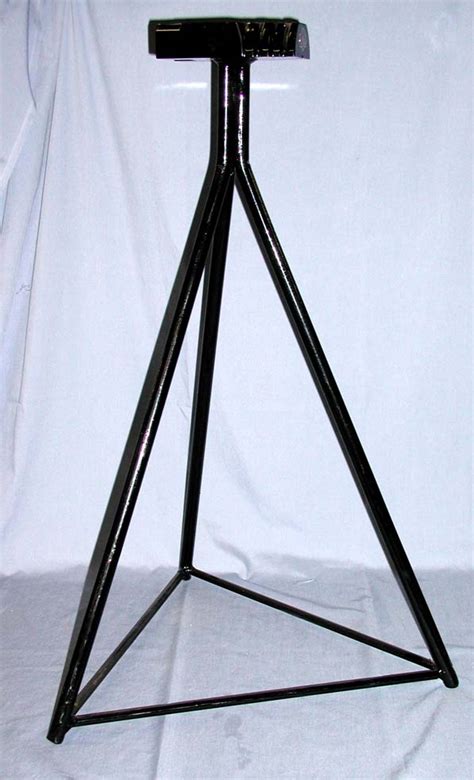 Ken Davis And Sons Yoder Stall Jack 31