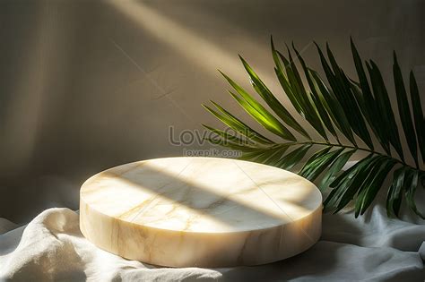 흰색 대리석 둥근 테이블