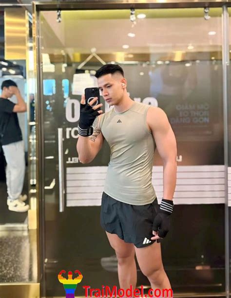 Bottom Sex Dâm Nhiệt Tình Mông To Eo Thon Body Gym đẹp