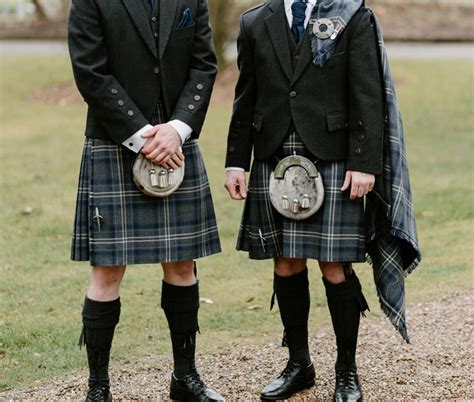 Woman Gets Slapped At A Wedding For Trying To Lift 16 Yo Boys Kilt