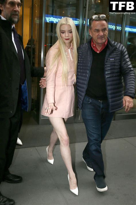 Anya Taylor Joy Sexy Photos Sexy E Girls