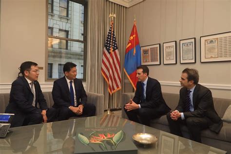 Ерөнхий сайд Нью Йоркийн Хөрөнгийн биржийн үйл ажиллагаатай танилцлаа