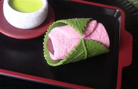 Сакура-моти (Sakura Mochi) является разновидностью японских ...