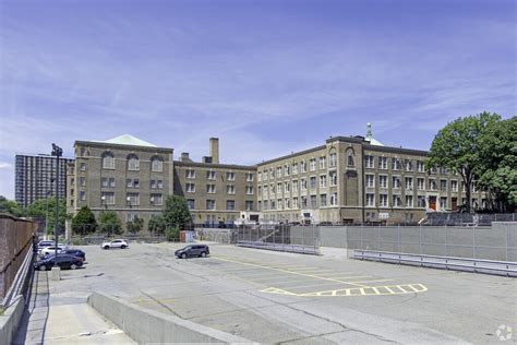 Dewitt Clinton High School In Bronx Ny