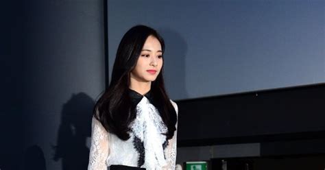 트와이스 쯔위 이기적인 각선미~ [포토]