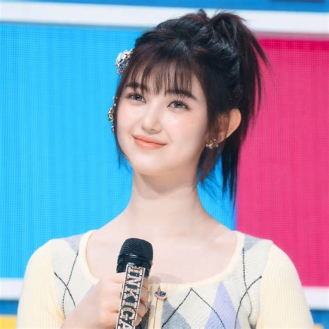 Pin By Syn On Danielle Pretty Girls Kpop Love You