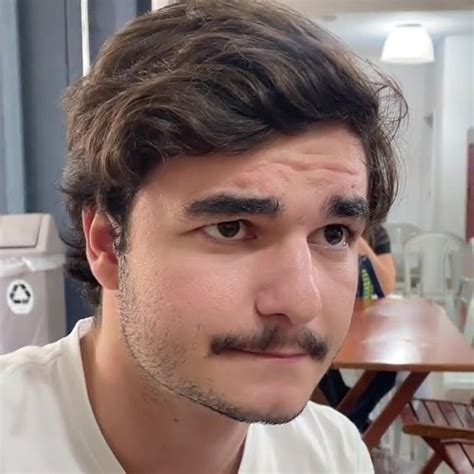 ¡igualito Joven Brasileño Se Convierte En Viral Por Su Gran Parecido Con Pedro Pascal