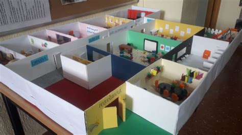 Maqueta Escuela Infantil Ies Jiménez De Quesada Santa Fe Granada