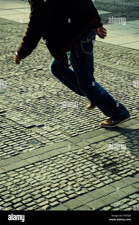 Man Running Side View Hi Res Stock Photography And Images Alamy